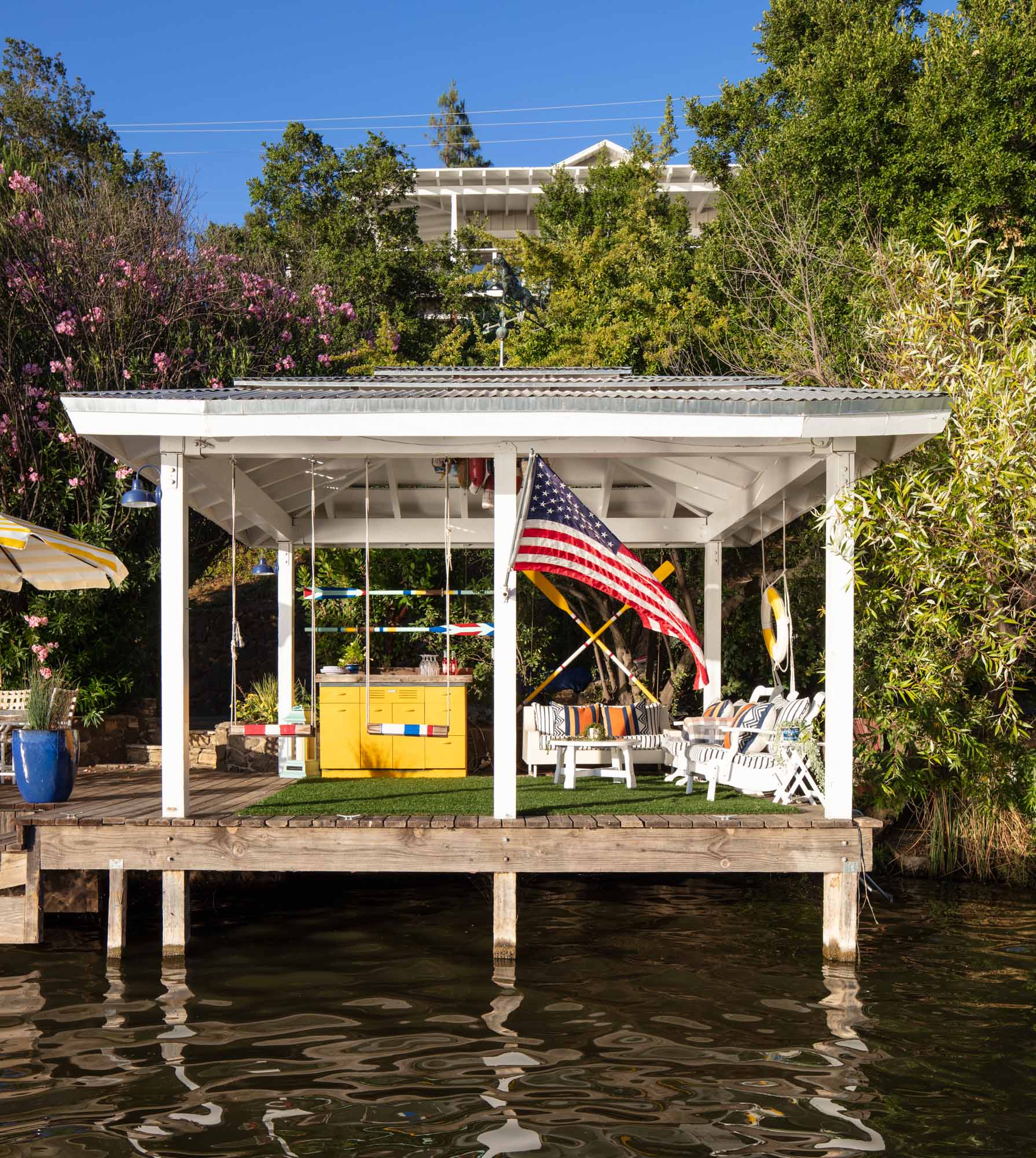 Better Homes and Gardens One Room Challenge #PaddleHouse reveal ...